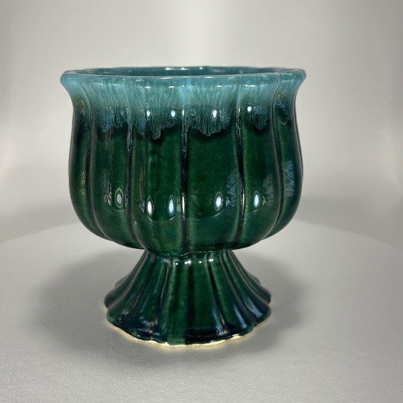 hull | Accents | Vintage Hull Planter | Poshmark